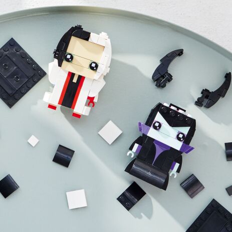 LEGO Brickheadz Cruela & Maleficent (40620) | LEGO Store Greece